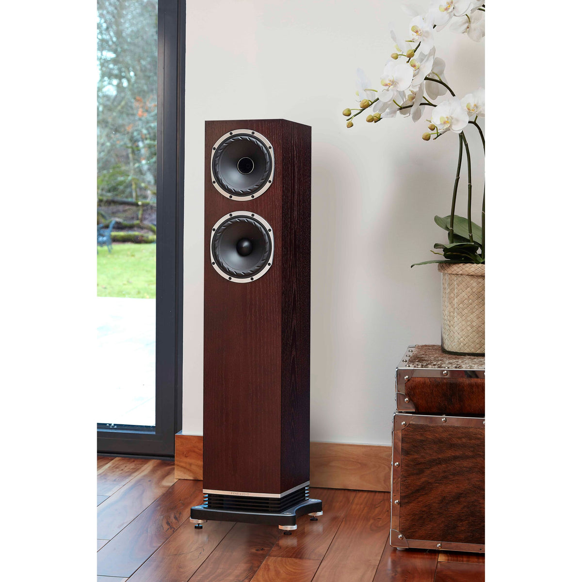 Floor Standing Stereo Speakers for TVs and More | Audio Geeks